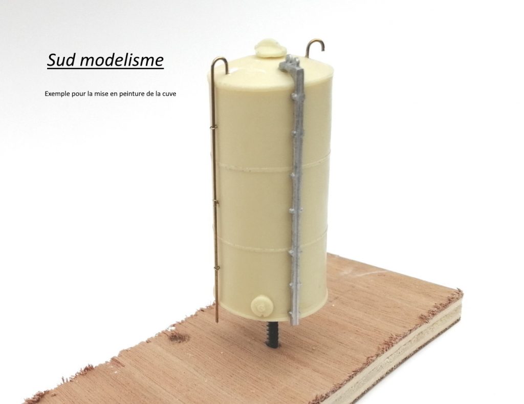 HO: Cuve a gas-oil avec bac de rétention – PNSUDMODELISME